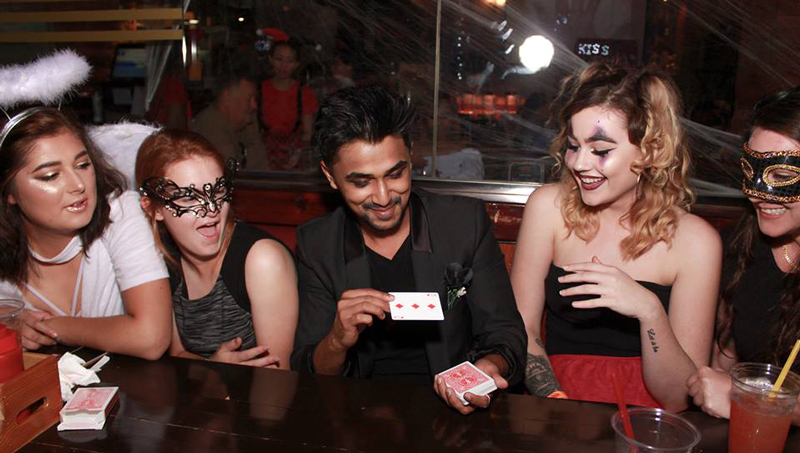 Dubai Magician - Book Middle East Magician | UAE
