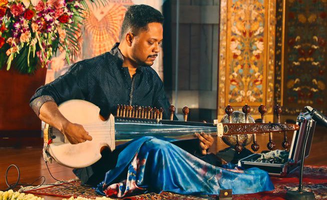 Book Kolkata Sarod Player | Scarlett Entertainment
