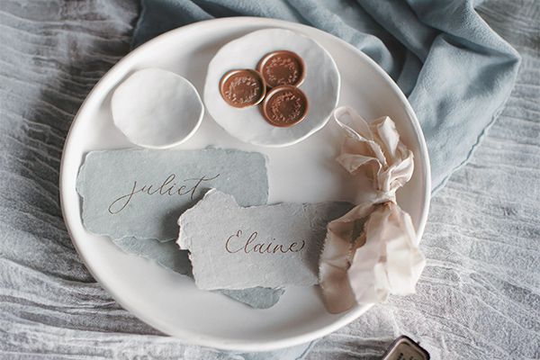 Réservez une calligraphie et une gravure sur site | Scarlett Entertainment