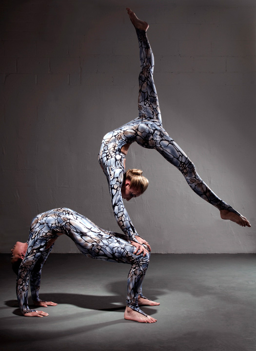 Book Acrobatic Show - Hand Balance Contortionists | Scarlett ...