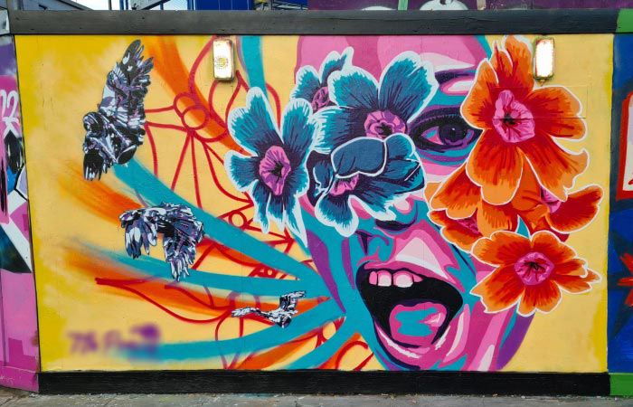 Hire Female Graffiti Artist UK | Scarlett Entertainment