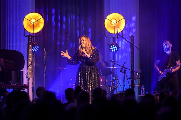 Book Adele Tribute Show UK | Scarlett Entertainment