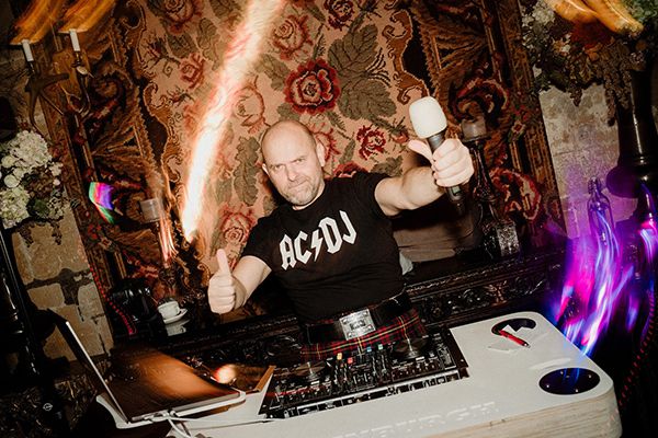 Book Event DJ Scotland - Hire Party DJ | Scarlett Entertainment UK