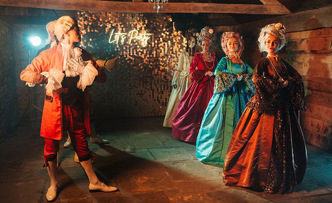 Book A Renaissance Dance Show | Scarlett Entertainment