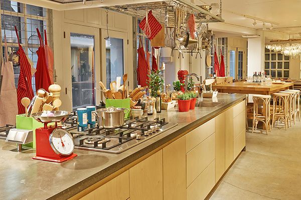 Book Now Amsterdam Cooking Workshop | Scarlett Entertainment