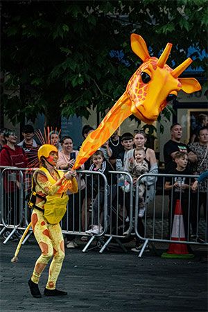 Hire Roaming Giraffe Puppets UK | Scarlett Entertainment