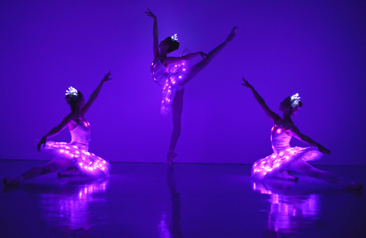 Book LED Ballerinas London – LED Ballet Show | Scarlett Entertainment
