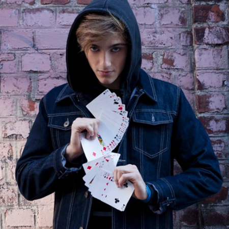 Hire Street Magician Steve – Roaming and Street Magician | Scarlett ...