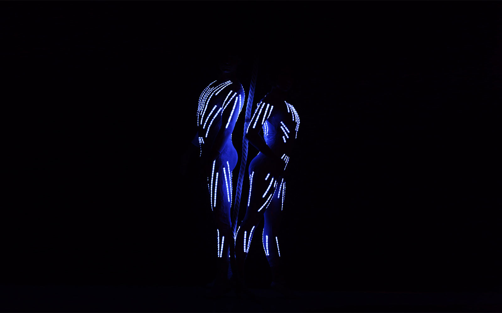 Hire LED Aerialist Show - Aerial Duo Hungary | Book LED Aerial Acrobat