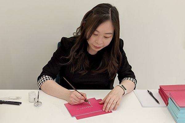 Book Engraver & Calligrapher SF | Scarlett Entertainment