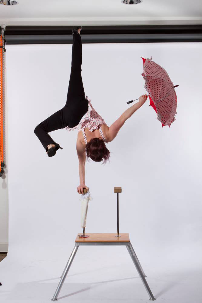 Hand Balancing Performer - Corporate Entertainment Germany | Unique ...