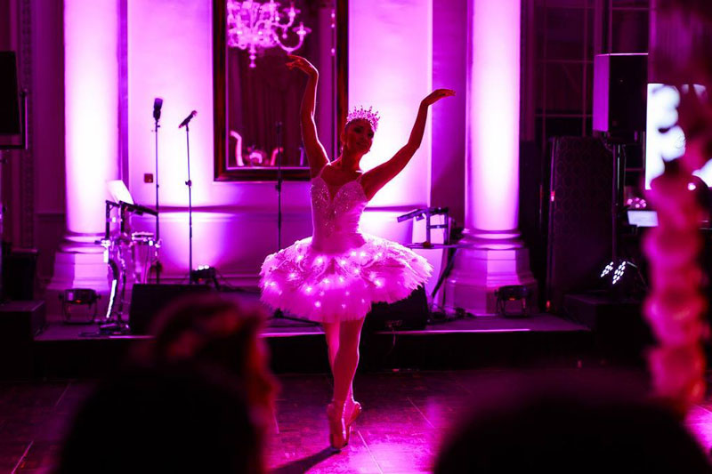 Book LED Ballerinas London – LED Ballet Show | Scarlett Entertainment