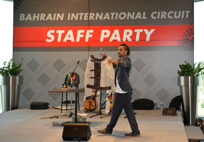 Dubai Magician - Book Middle East Magician | UAE