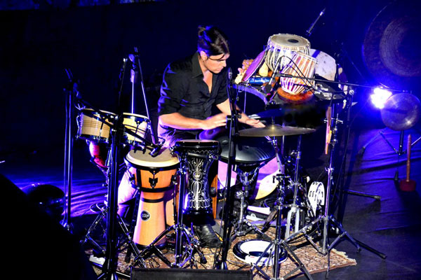 Book Italian Handpan Player - Live Music for Events | Scarlett ...