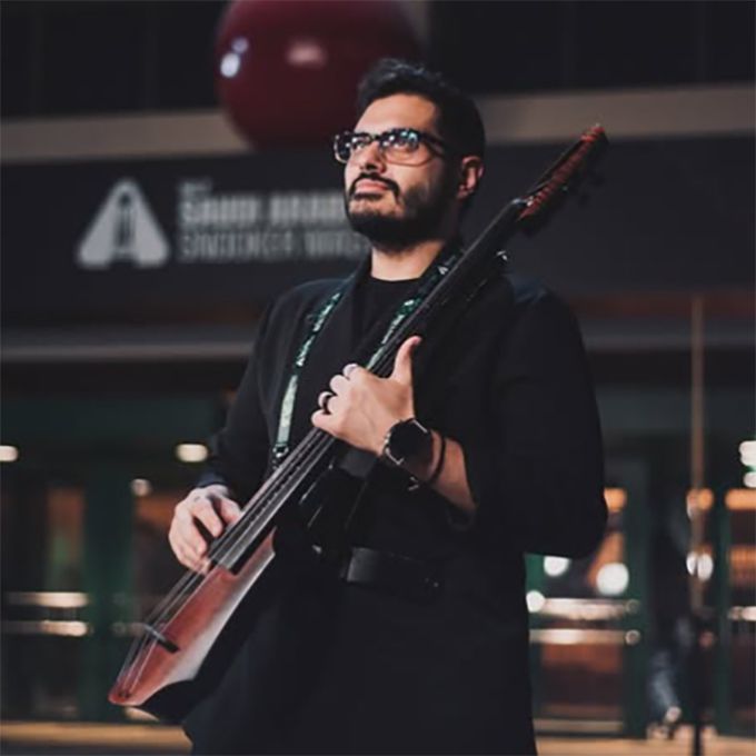 Book A Riyadh Cellist | Scarlett Entertainment