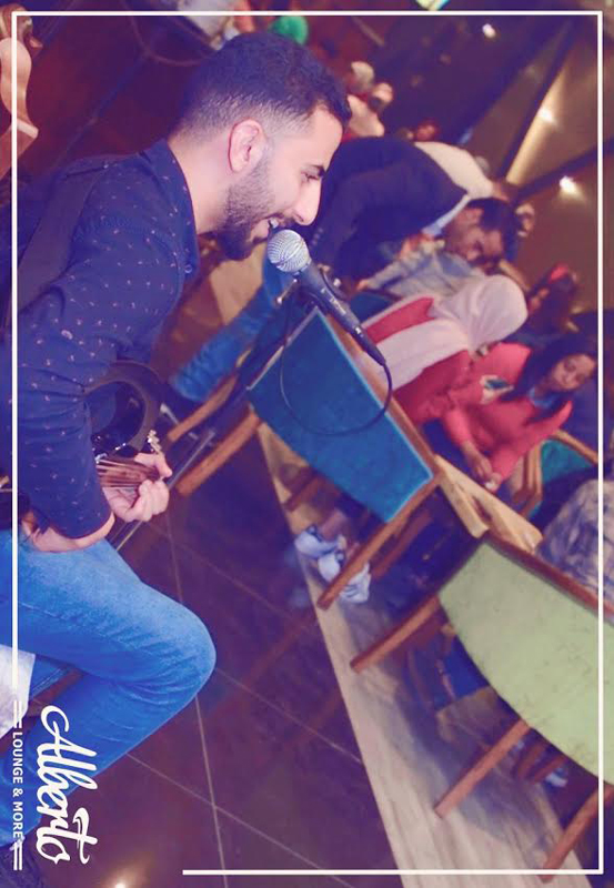 Hire Electric Oud Player - Traditional Arabic Music | Scarlett ...
