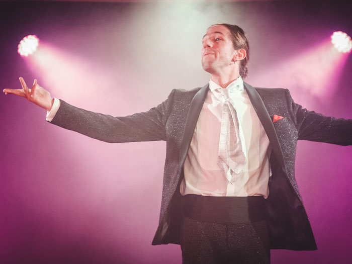 Hire Magician Rome - Magic Show Rome | Corporate Entertainment Italy