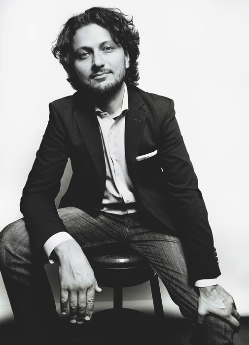 Classical Italian Tenor - Hire Classical Singer | Book Male Solo Singer UK