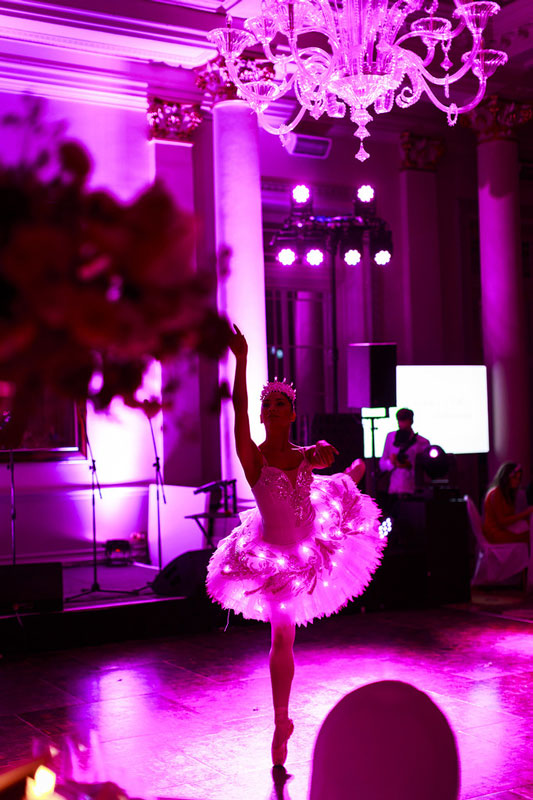 Book LED Ballerinas London – LED Ballet Show | Scarlett Entertainment