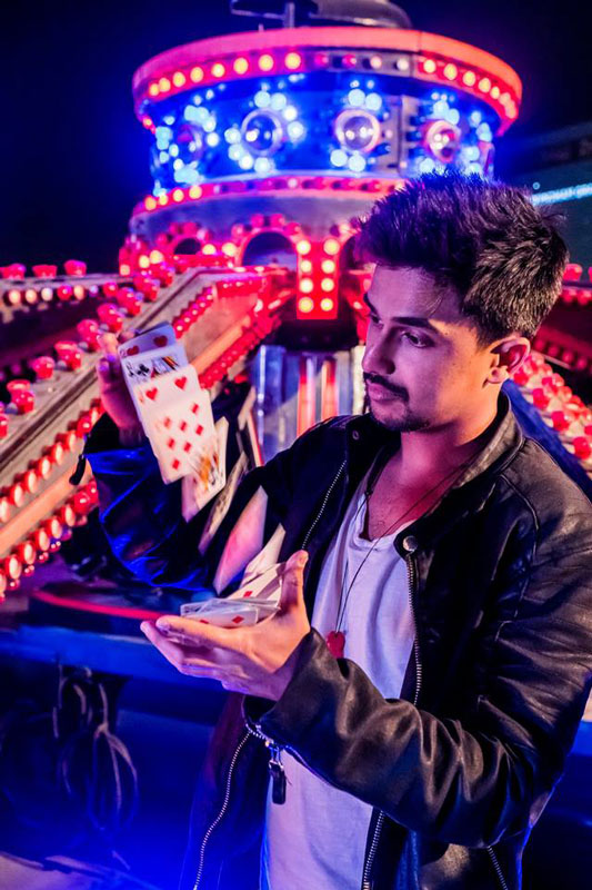 Dubai Magician - Book Middle East Magician | UAE